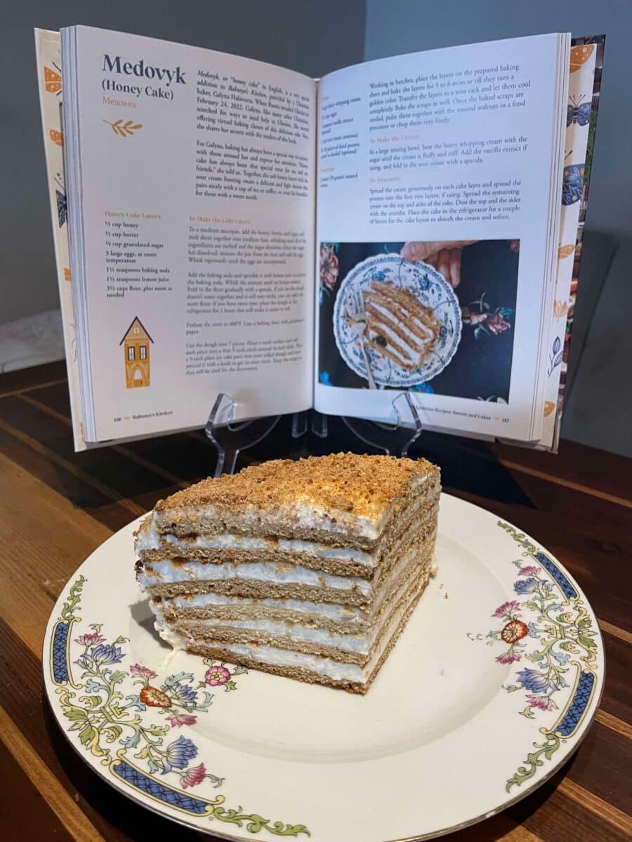 How to Make Medovyk (Ukrainian Honey Cake) at Home - The Cook's Cook